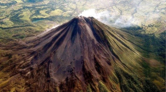 Arenal Volcano National Park | ARENAL VOLCANO & HOT SPRINGS